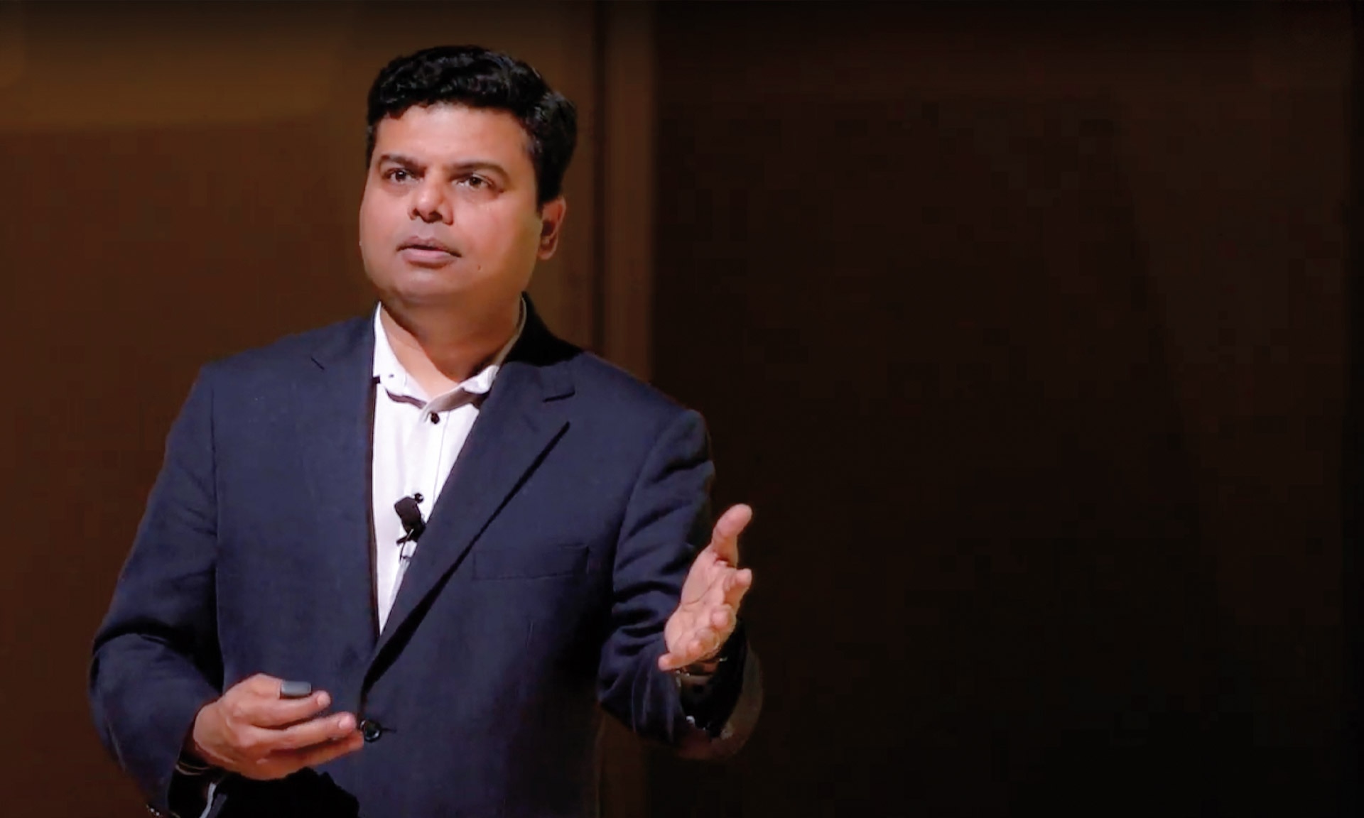 Chirag Shah (UW) : entretien autour des agents d’IA - Mecalux Belgique